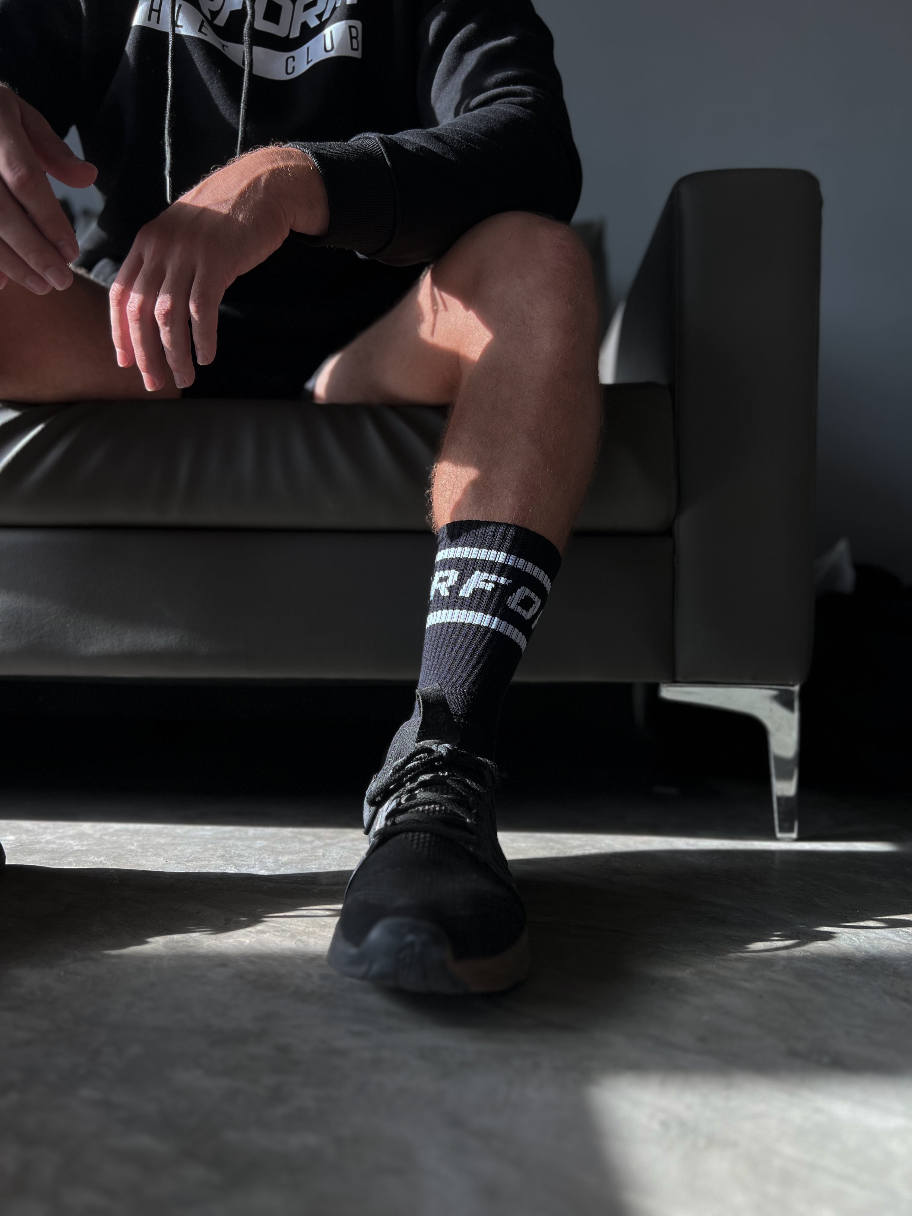 ATHLETE CLUB CREW SOCKS Perform Athletics